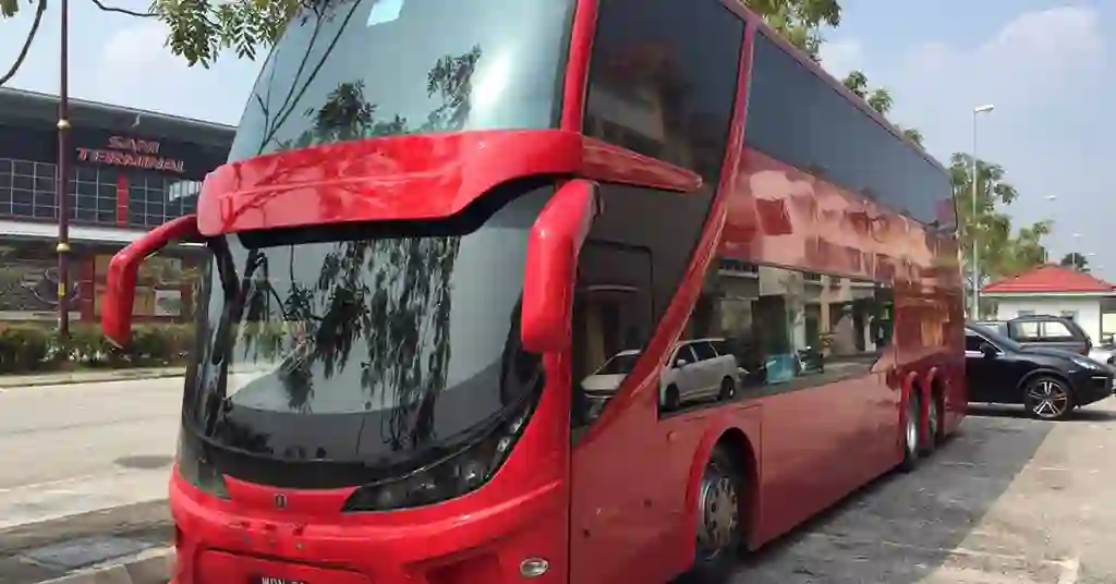 Harga Sewa Bas Untuk Rombongan Terkini 2026 - Biayaitu.my